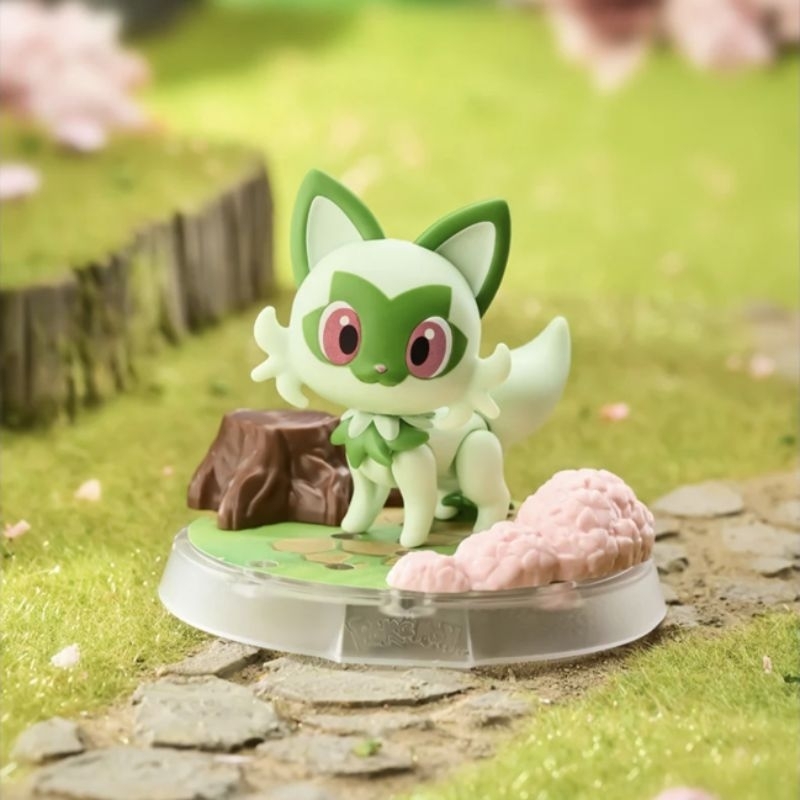 Action Figure Pokemon Sprigatito (com Base) | Shopee Brasil