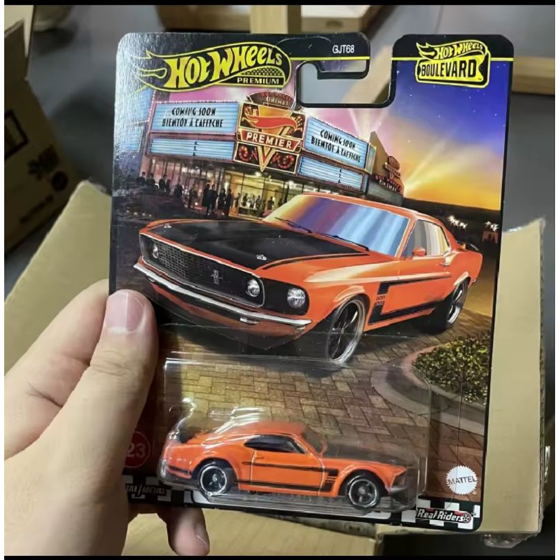 Hot Wheels Premium Mustang Boos | Shopee Brasil