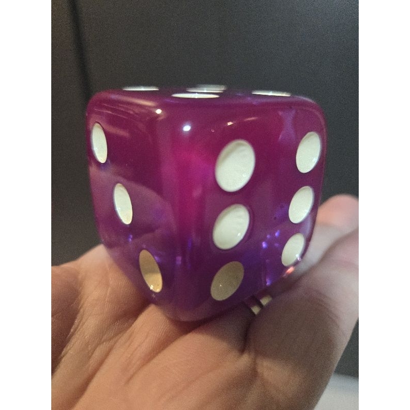 Dado grande - Roxo | Shopee Brasil