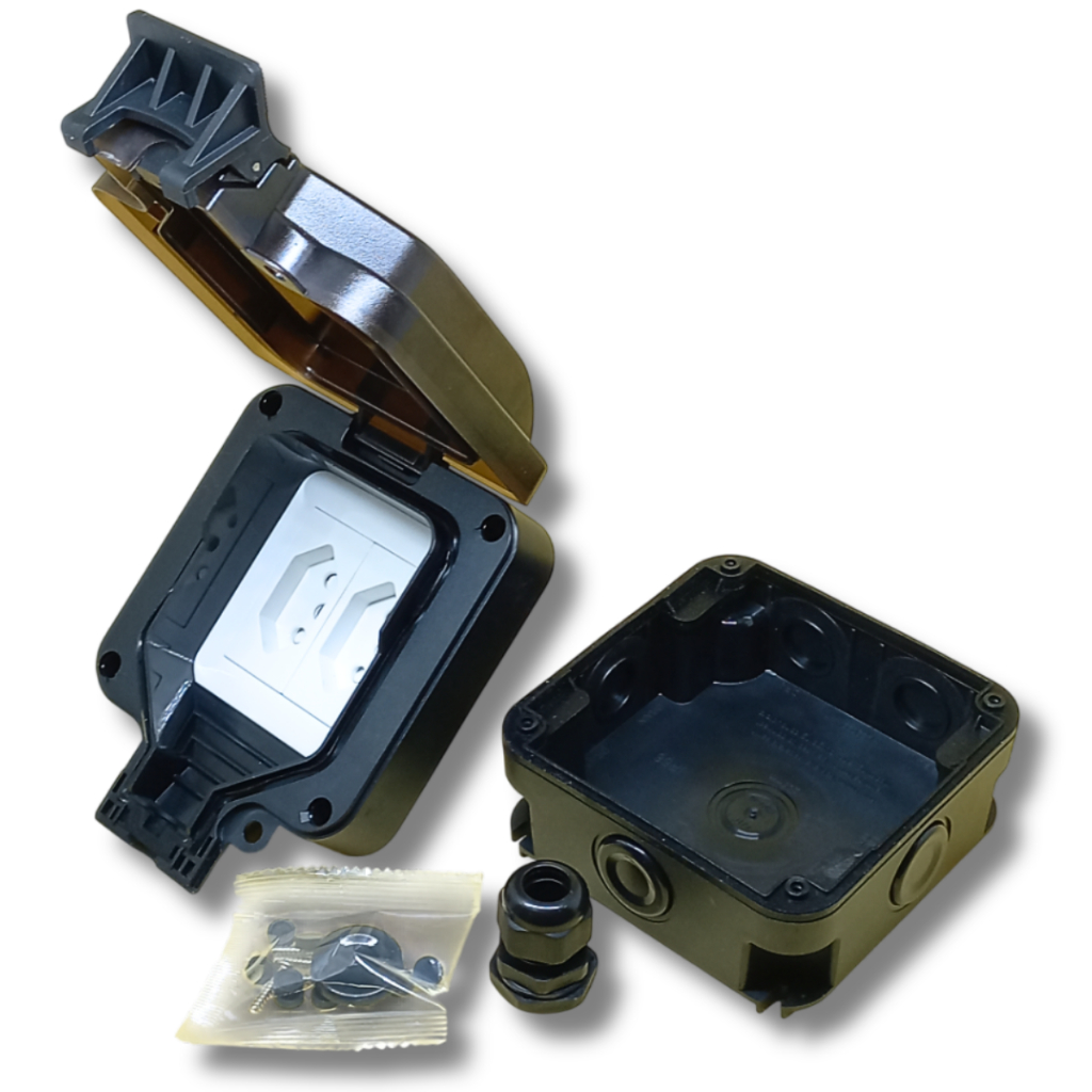 Tomada Impermeável Externa De Parede Ip66 Padrão Br Preto | Shopee Brasil