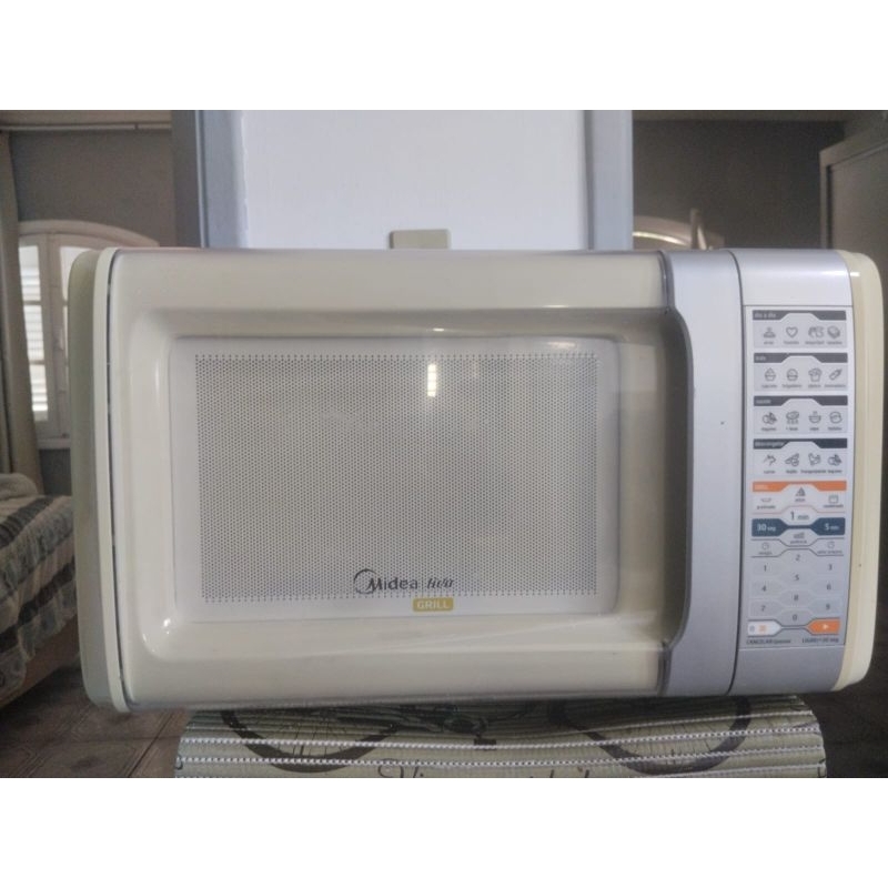 MICRO-ONDAS GRILL 30 LITROS 110W MIDEA LIVA OTIMO ESTADO HIGIENIZADO ...
