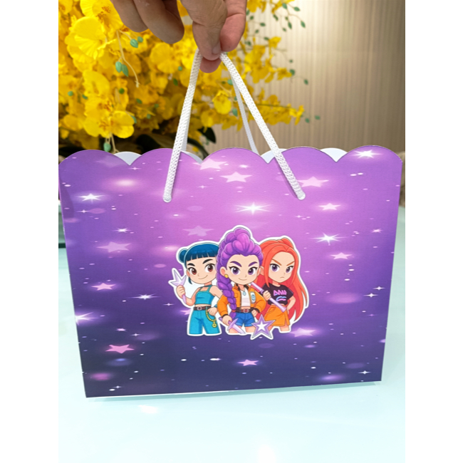 SACOLINHA Guerreiras Do Kpop 15x7x20 Personalizado | Sacolinha ...