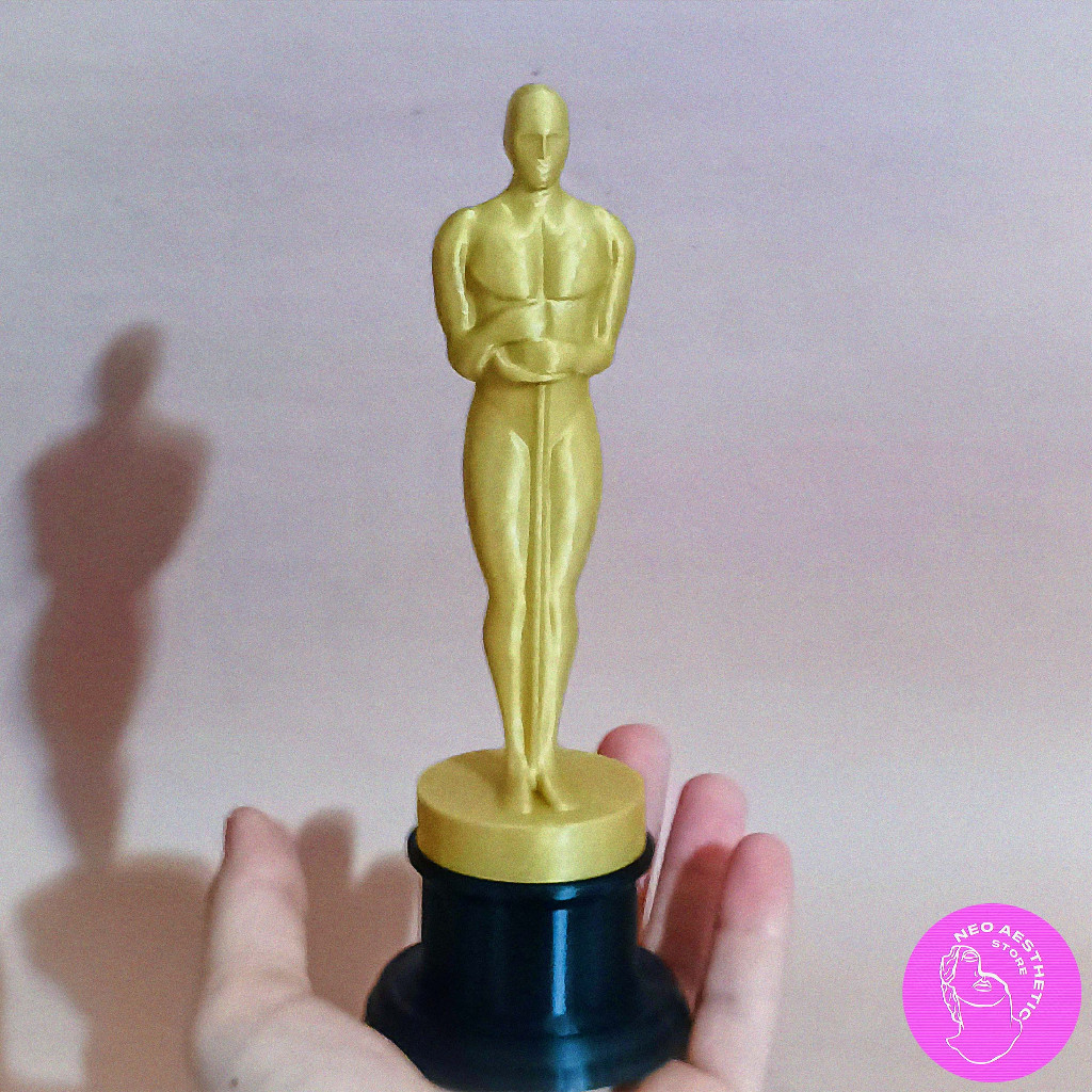 Troféu Estatueta Oscar Dourada Hollywood Cinema Premio - 16 cm de ...