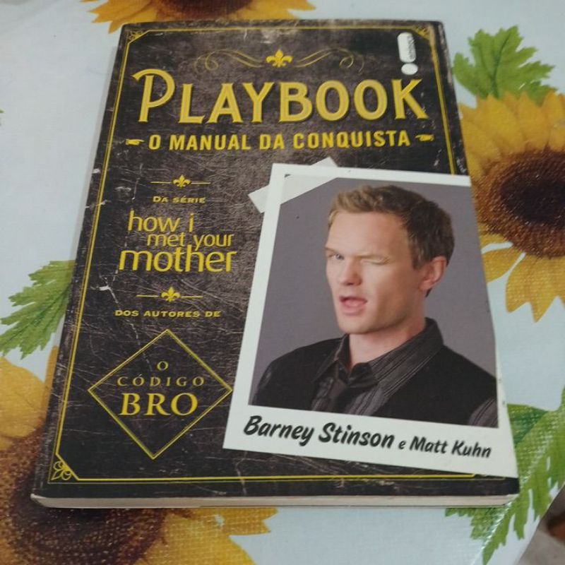 Playbook O Manual da Conquista - Barney Stinson e Mott Kuhn | Shopee Brasil
