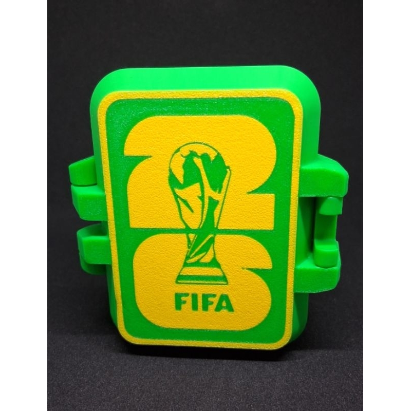 Caixa porta figurinhas da copa nas cores da foto de anuncio cabe ...