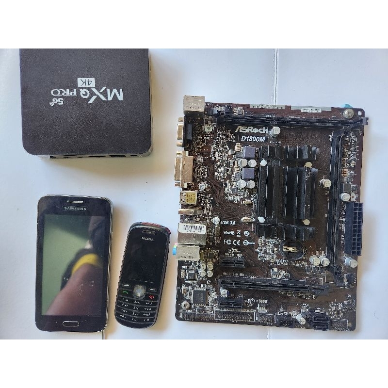 lote aparelhos placa mae asrock d1800m/ nokia/box | Shopee Brasil