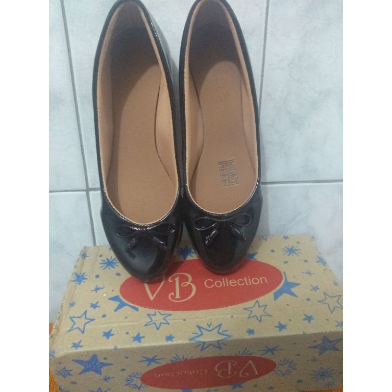Sapatilha Feminina Verniz Preta Vb Collection | Shopee Brasil
