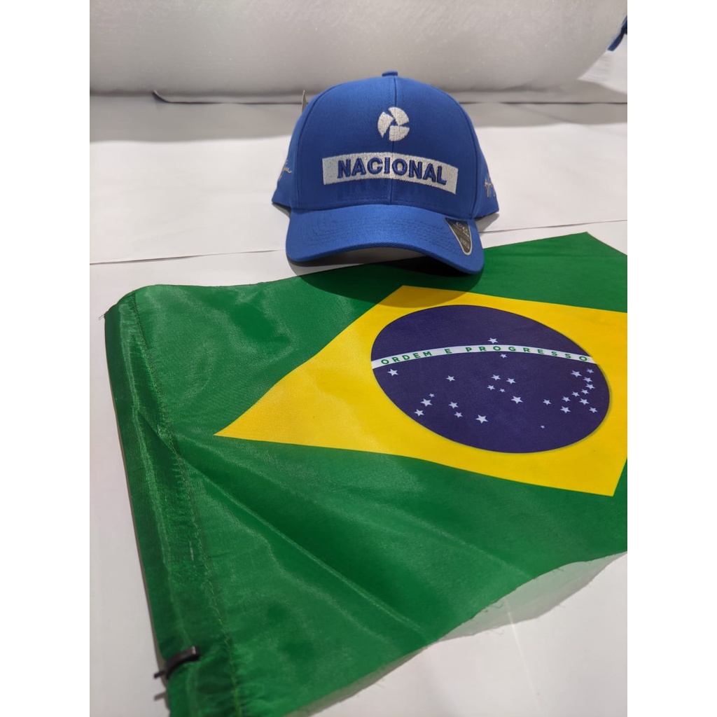 Kit Boné Nacional Ayrton Senna com bandeira do Brasil para carro ...