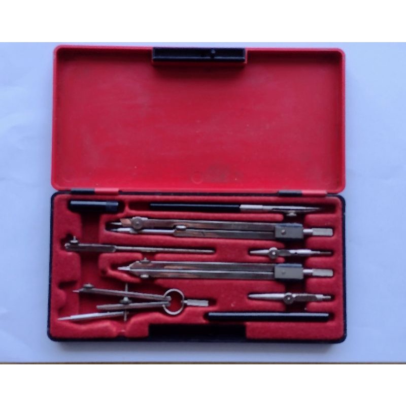 Compasso Staedtler 555-07 Noris Karat | Shopee Brasil