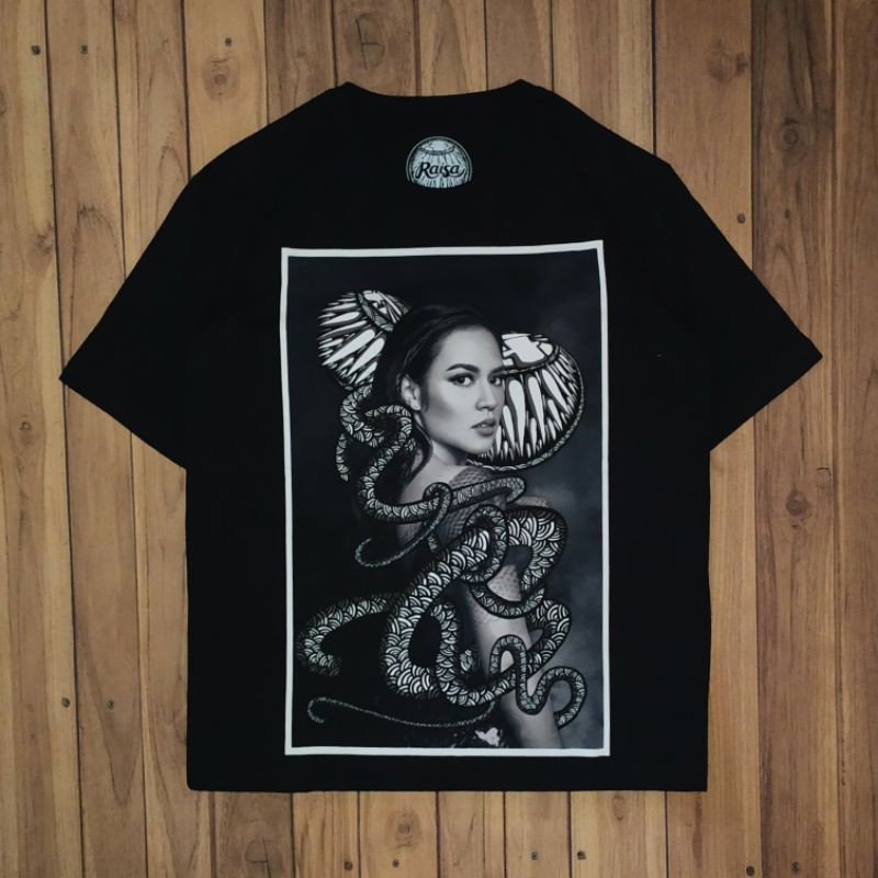 Camiseta Raisa x Darbotz Uma Face | Shopee Brasil