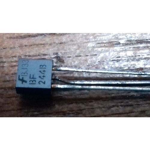 10 X Transistor Bf244 Fairchild / Kit Com 10 Peças | Shopee Brasil