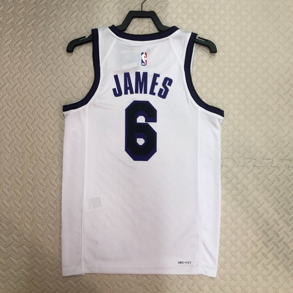 23 Game Season New Style NBA Lakers City Edição No. 6 James Hot Press ...