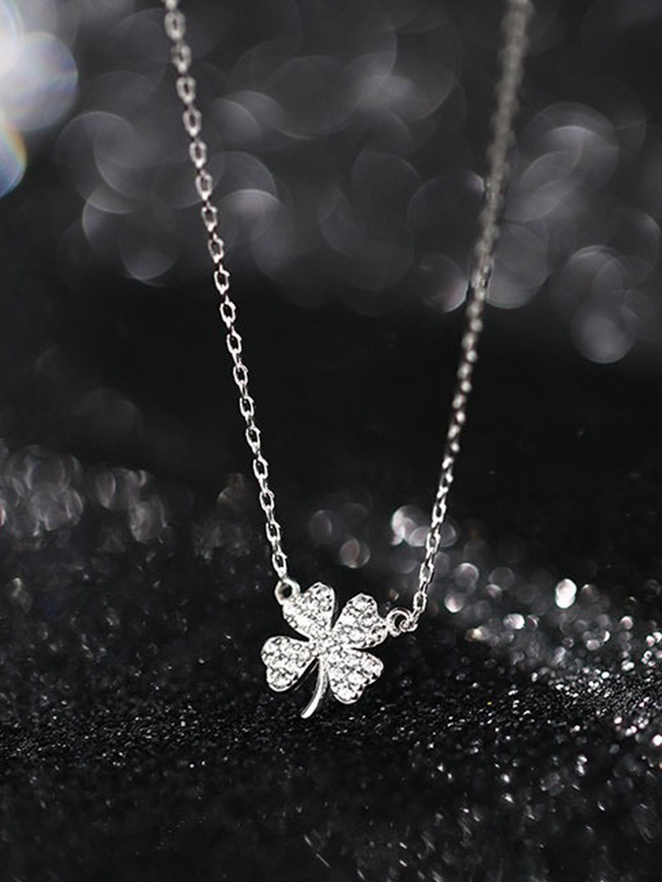 1 Pacote Prata Lucky Four-Leaf Clover Rhinestone Inlaid Simples Colar ...