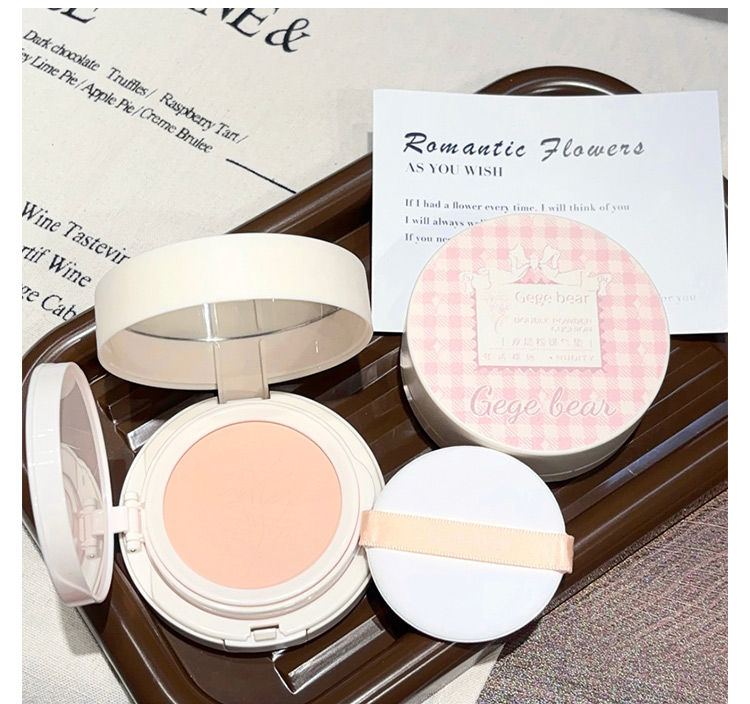Gegegege BEAR 2 Em 1 Pó Prensado E Almofada De Ar CC Creme , Hidratante ...
