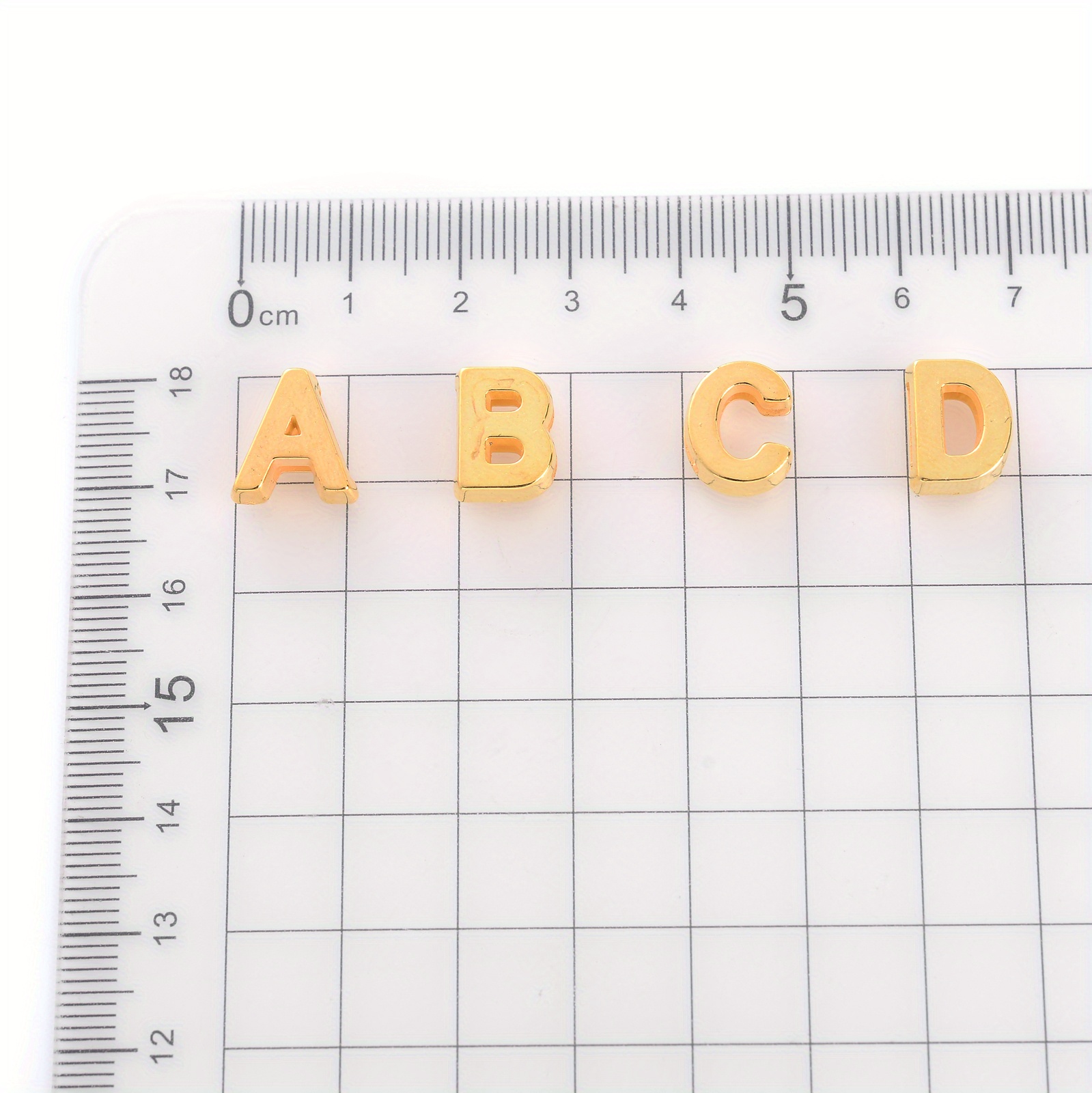 Contas de Acrílico com Letras em Dourado para Personalizar Colares e ...