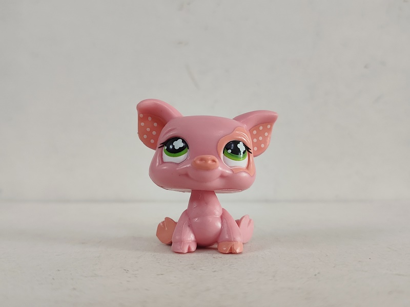 LPS Action Figure Menor pet shop Porco Rosa Com Olhos Cruzados Verdes ...