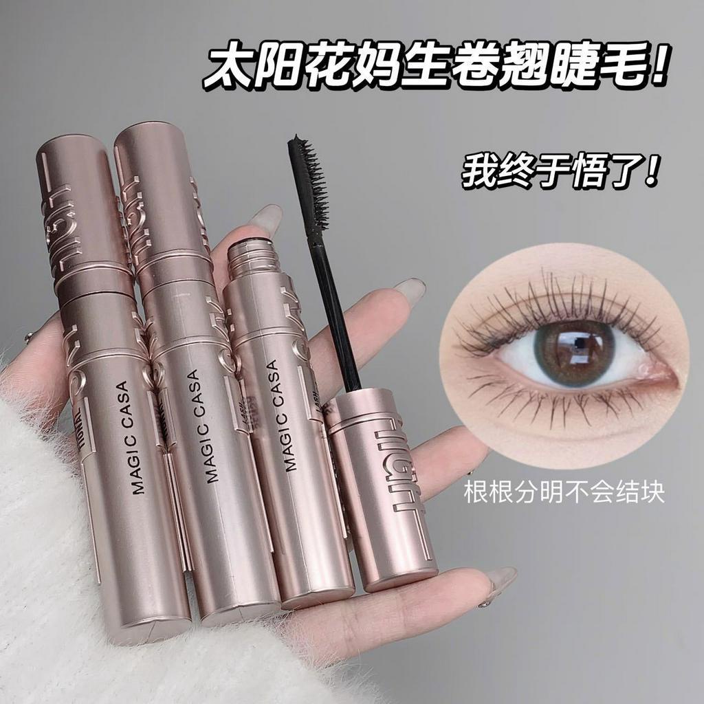 Máscara à prova d'água não manchada de encaracolar longo e alongada de ...