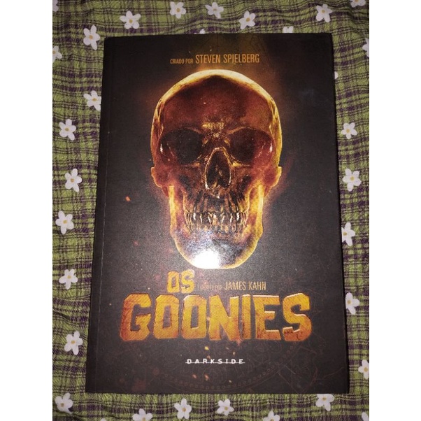 LIVRO: Os Goonies. James Kahn. | Shopee Brasil