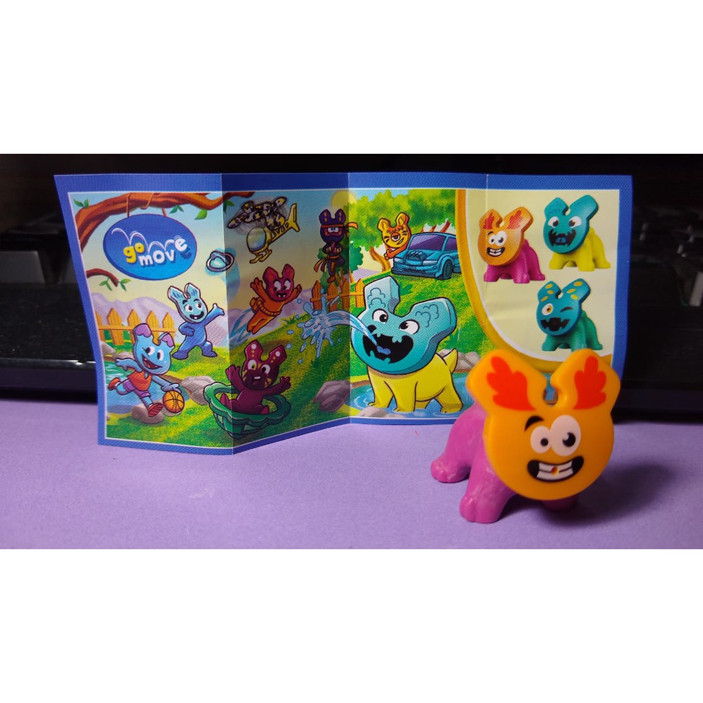 Kinder Ovo Coleção Go Move: Cachorro Abóbora Cospe água | Shopee Brasil