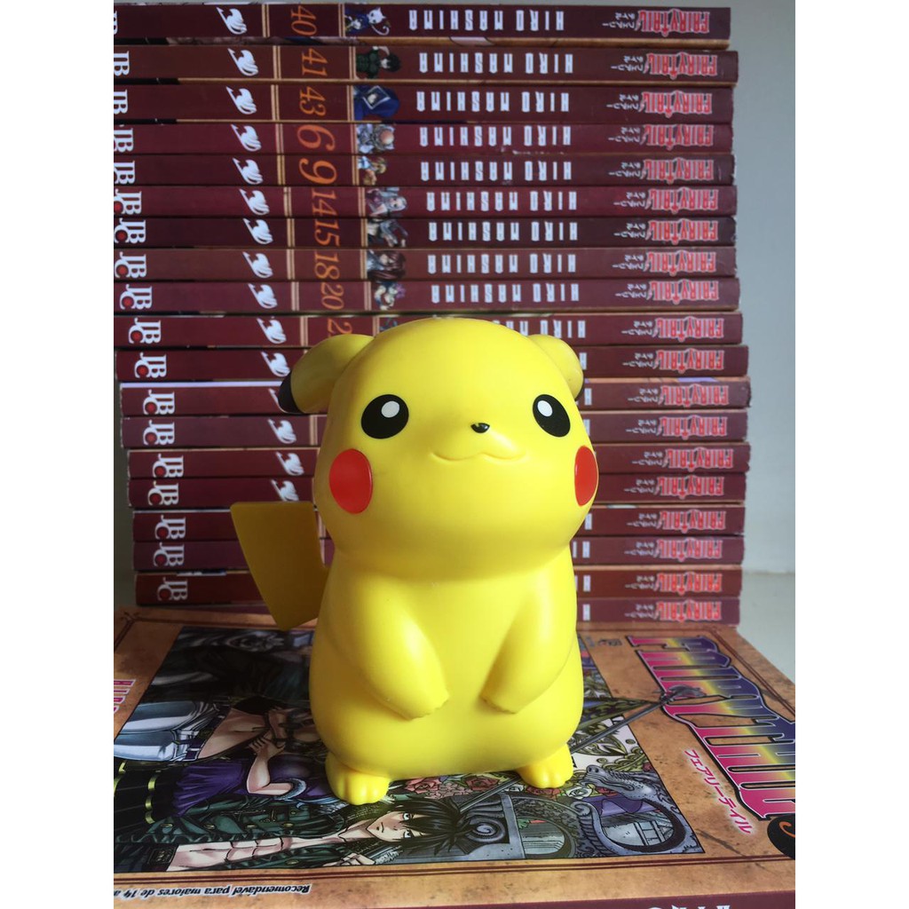 Pikachu action figure | Shopee Brasil