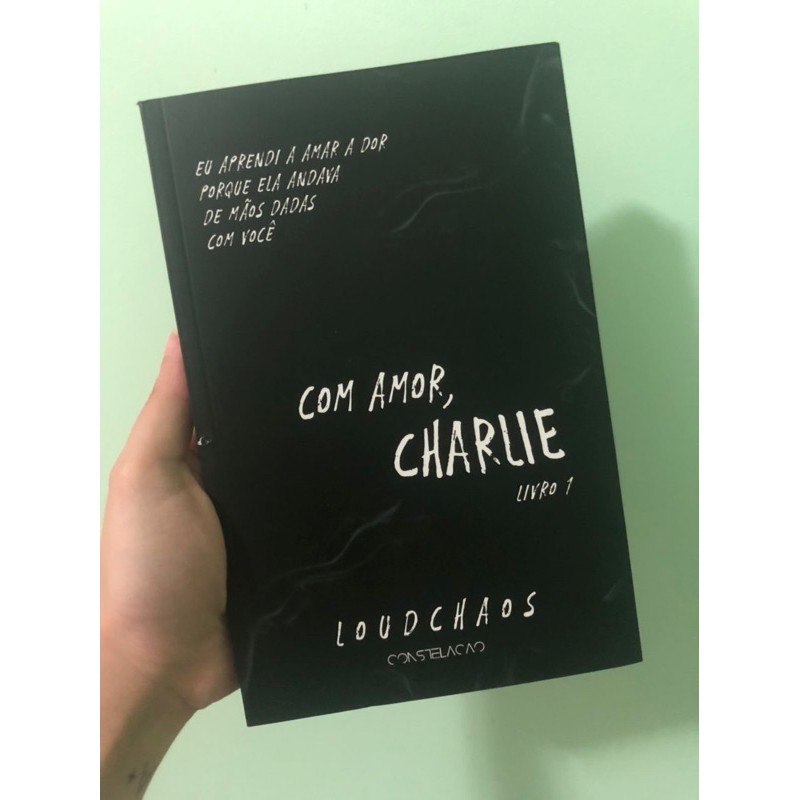 Livro Com amor, Charlie - Loud Chaos | Shopee Brasil