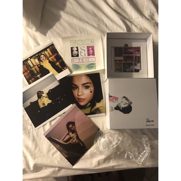 SELENA GOMEZ Rare box | Shopee Brasil