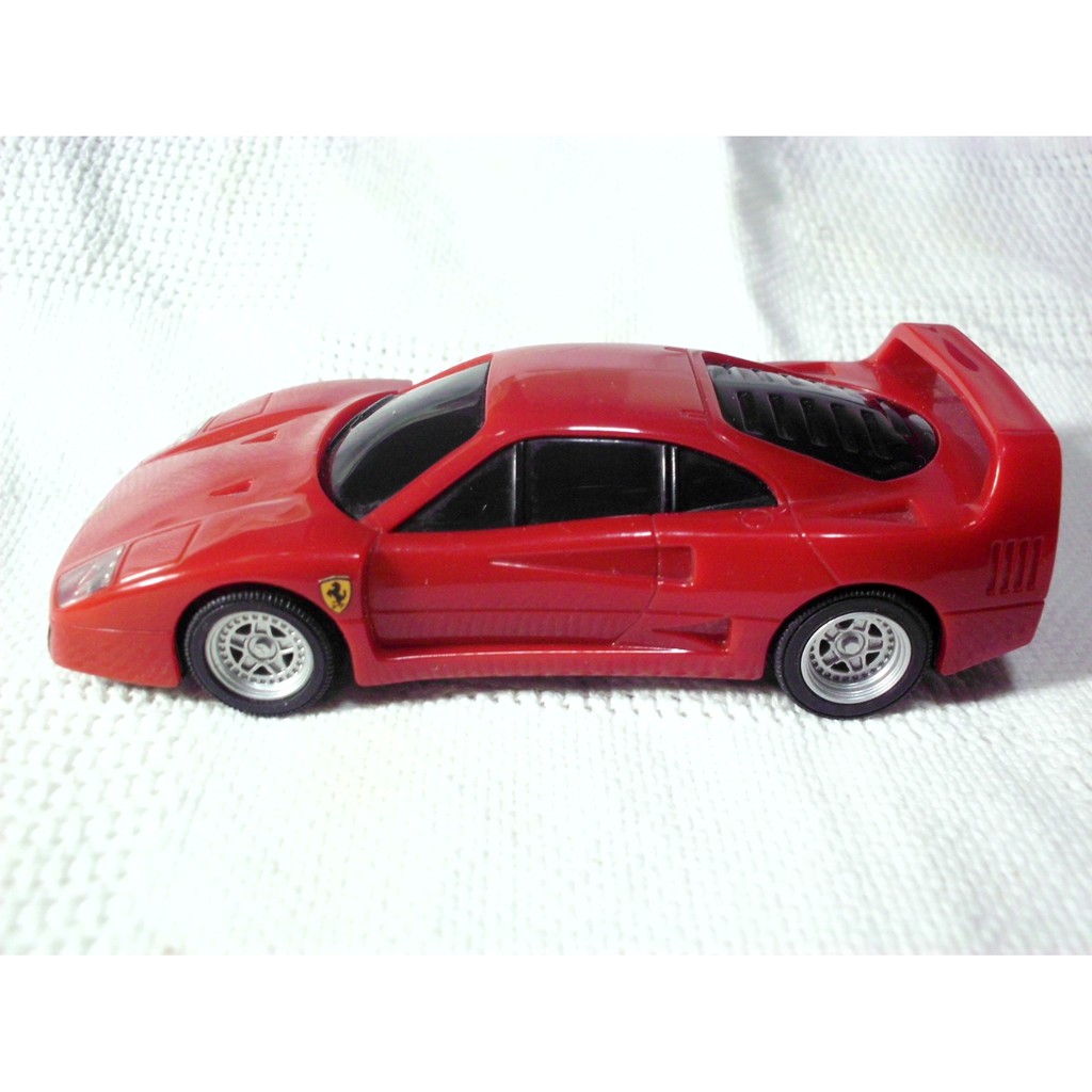 Ferrari F40 – Vermelha – ficção – escala 1:38 – plástico – COLEÇÃO ...