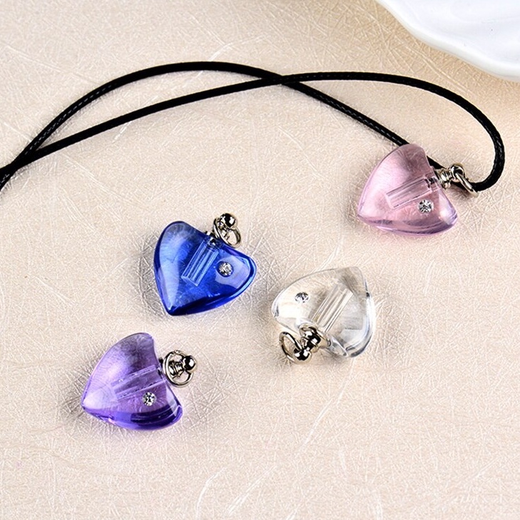 Colar Porta Gotas Perfume Coração - Compartimento Secreto - Gargantilha ...