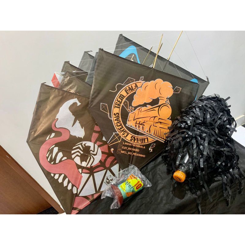 Pipas, kit com 10 pipas mucha mucha de 50cm com rabiolas + 1 linha Vera ...