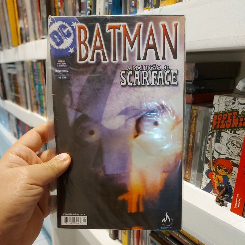 Batman a Maldição de Scarface | Shopee Brasil