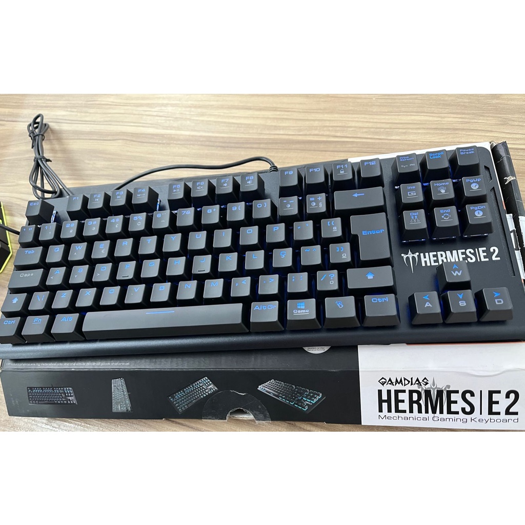 Teclado Mecânico Gamer Gamdias Hermes E2, LED aleatório (recondicionado ...