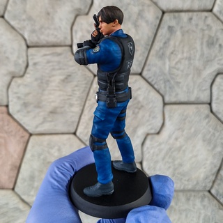 Leon Kennedy Resident Evil 2 Eaglemoss Custom | Shopee Brasil