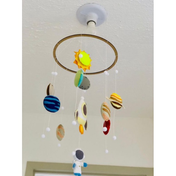móbile planetas para enfeitar o berço do bebê | Shopee Brasil