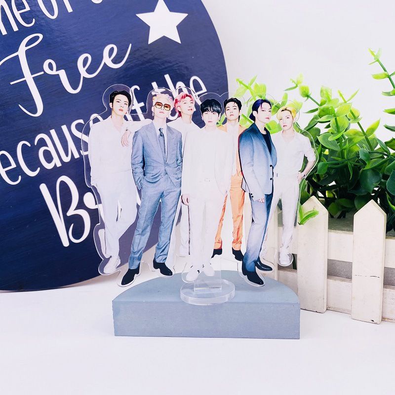 BTS Stand figure Acrylic Suporte De Acrílico KPOP TinyTan dolls photocard poster | Shopee Brasil