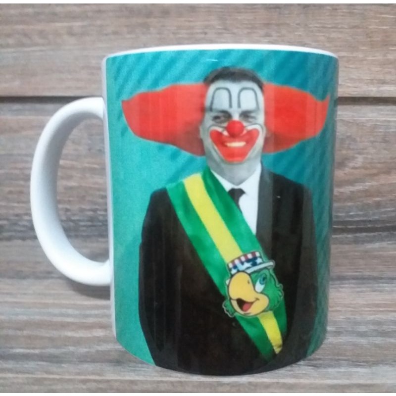 Caneca meme Bozonaro | Shopee Brasil