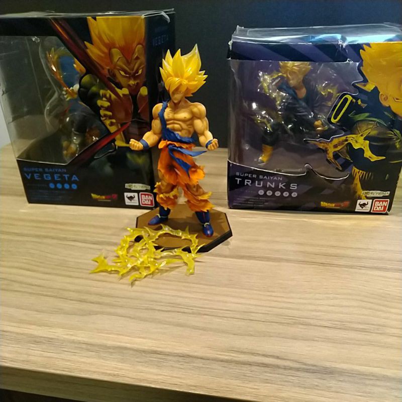 Figuarts Zero Dragon Ball Z BOOTLEG - Super Saiyan Vegeta, Goku e ...