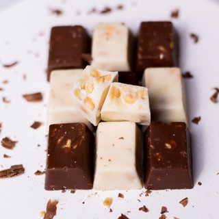 Chocolate Chuim 100 unidades de 12gramas cada - 12 Meses de Válidade ...