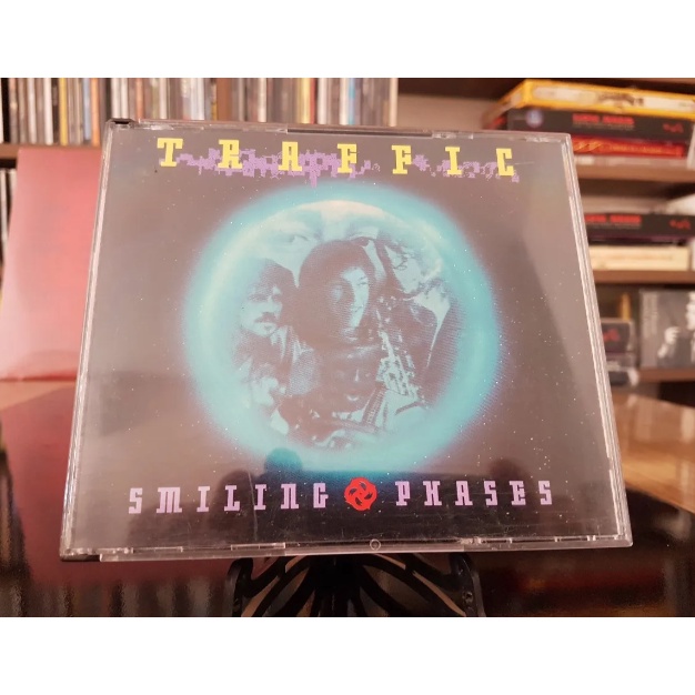 Cd Duplo Traffic - Smiling Phases | Shopee Brasil