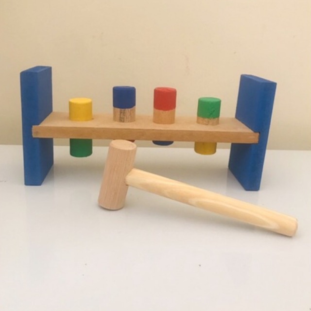 Brinquedo Pedagógico Bate Pinos em Madeira | Shopee Brasil