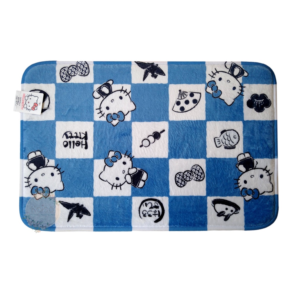 Tapete Fluffy HELLO KITTY c/ antiderrapante - 40x60cm | Shopee Brasil