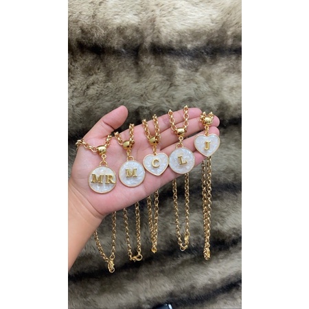 Colar Personalizado com a sua Inicial | Shopee Brasil