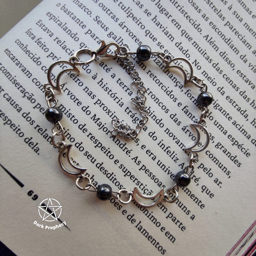 Pulseira Lua com Hematita | Shopee Brasil