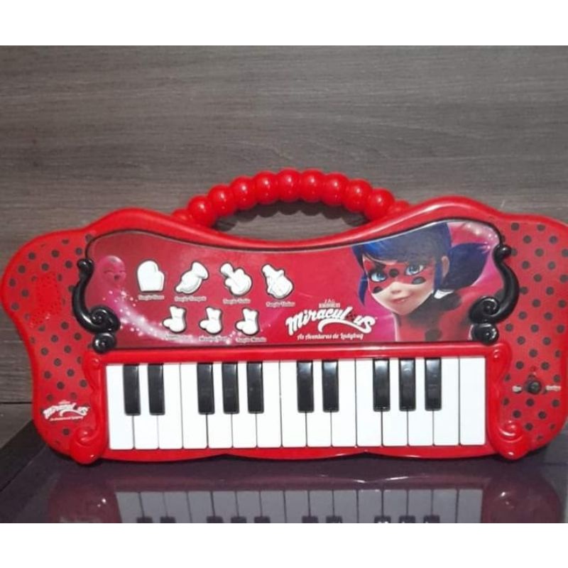Teclado Miraculous Ladybug com Função MP3 Player marca Fun conforme ...
