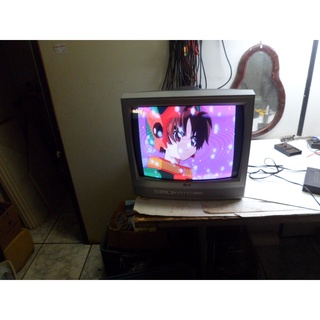 TV DE TUBO LG 20CD2R 20 POLEGADAS USADA SEM CONTROLE LEIA A DESCRIÇÃO ...