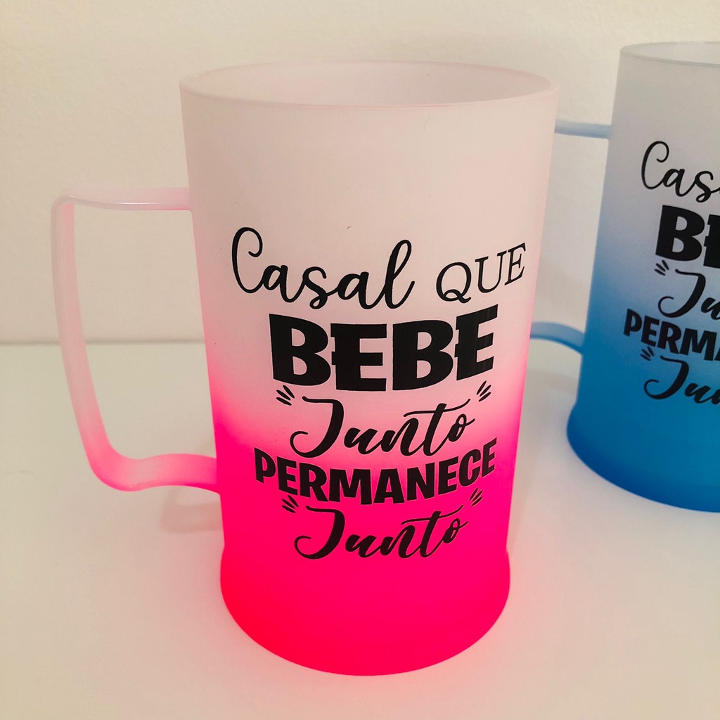 Kit Caneca de Chopp Frase: Casal que bebe junto permanece junto | Shopee Brasil
