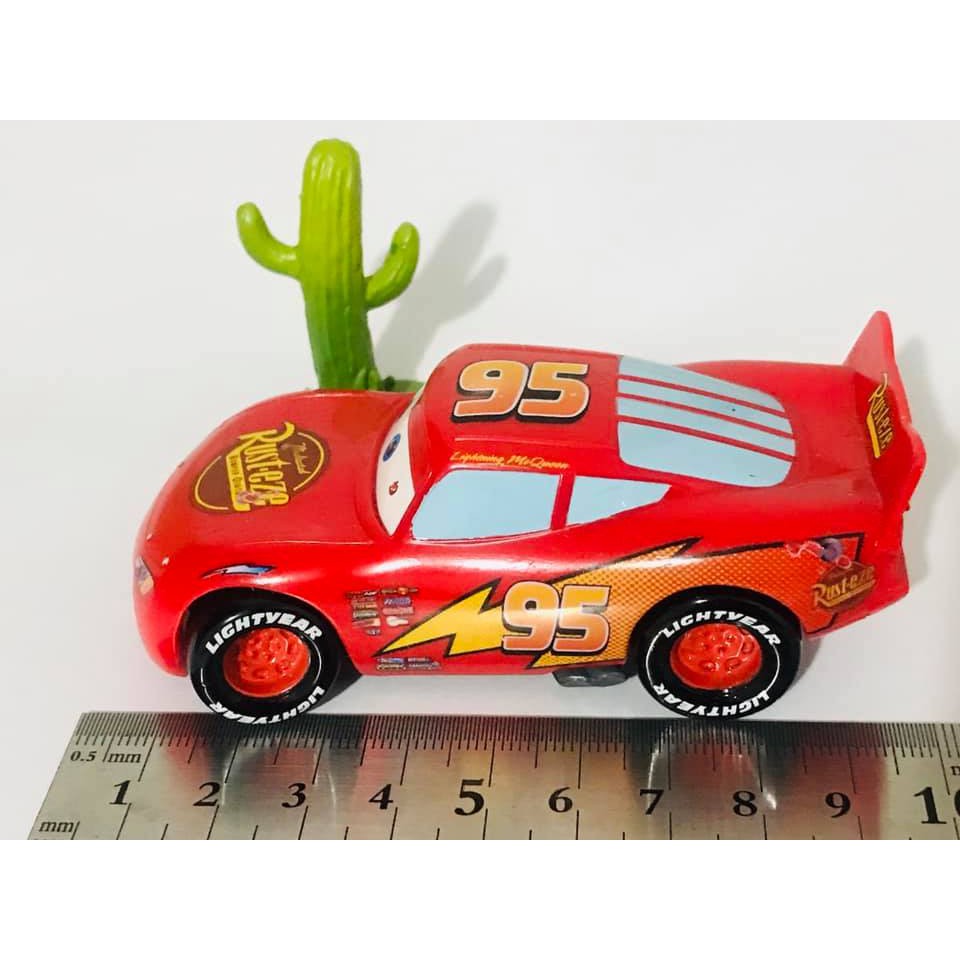 RELÂMPAGO MCQUEEN / RELAMPAGO MARQUINHOS - MINIATURA DE 3 CM DE ALTURA ...