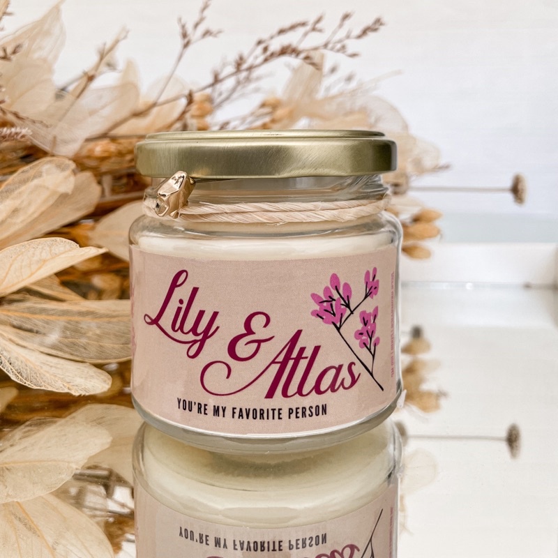 Vela Aromática Lily e Atlas — É Assim Que Acaba | Shopee Brasil