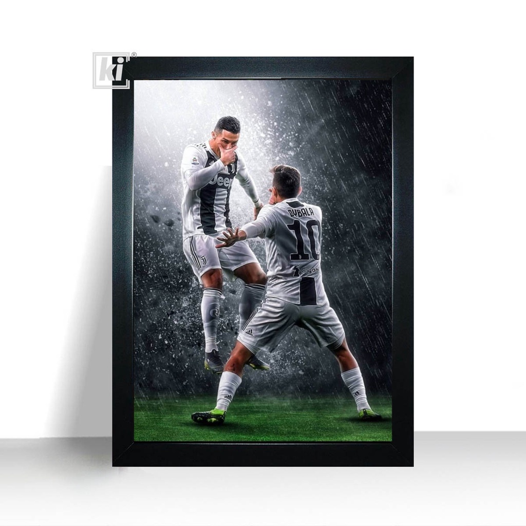 Quadro De Parede Jogador Cr7 moldura 44cm | Shopee Brasil