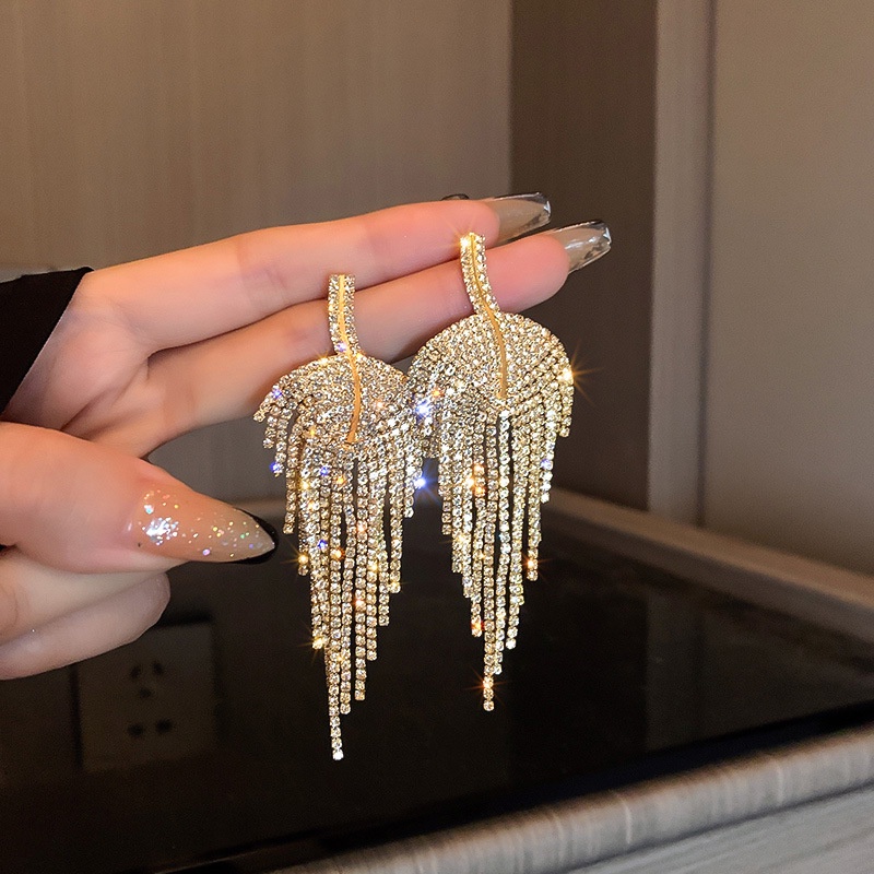 Novo Estilo De Borla Longo Cheio De Strass Brincos Folha De Ouro Oscila ...