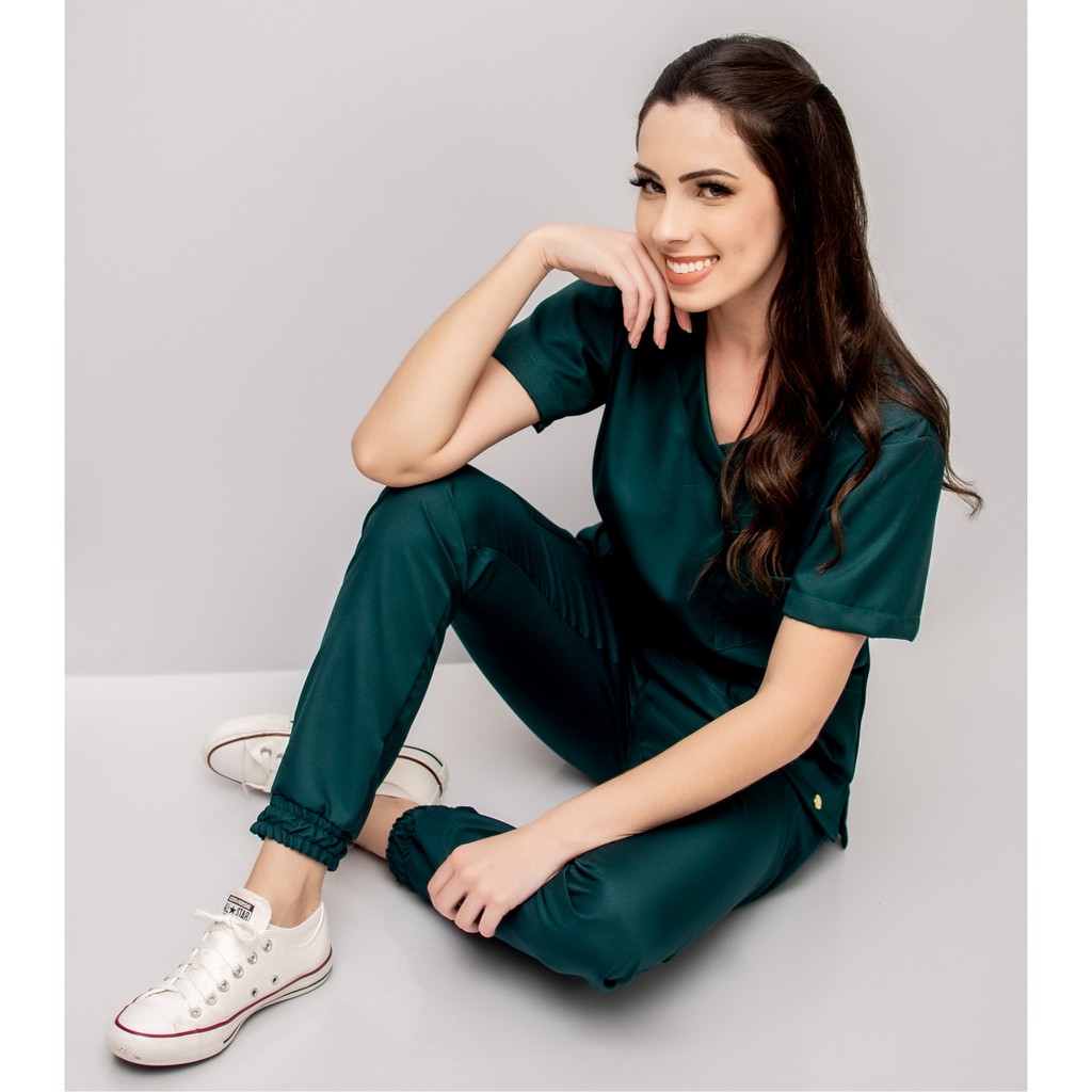 Conjunto Scrub Pijama Cirúrgico Hospitalar Uniforme Verde Esmeralda ...